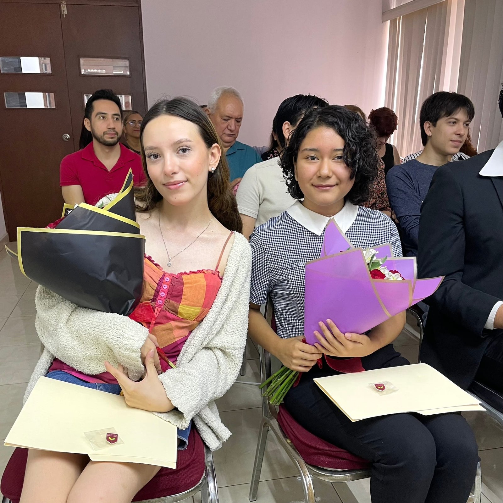 Graduación Mayo 2024 - Academia Futaba de Idiomas